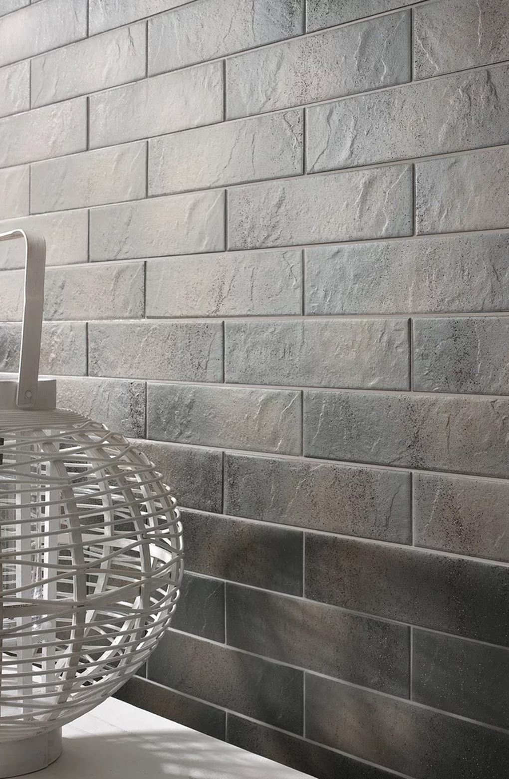 Detal płytek Paradyż Semir Grafit Elewacja - Domni.pl