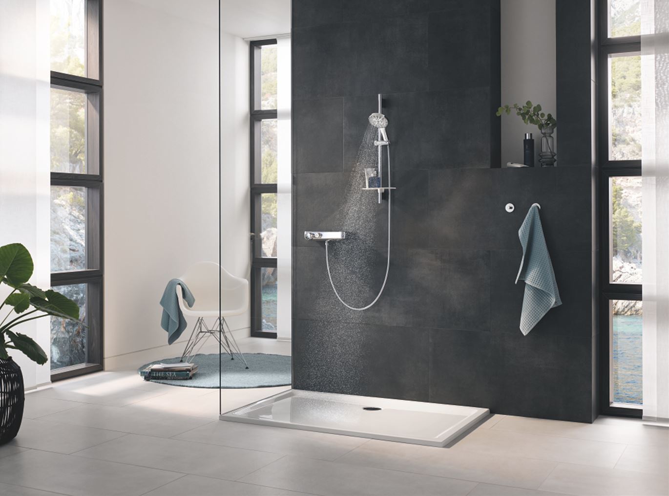 Prysznic Grohe Rainshower SmartActive w łazience - Domni.pl