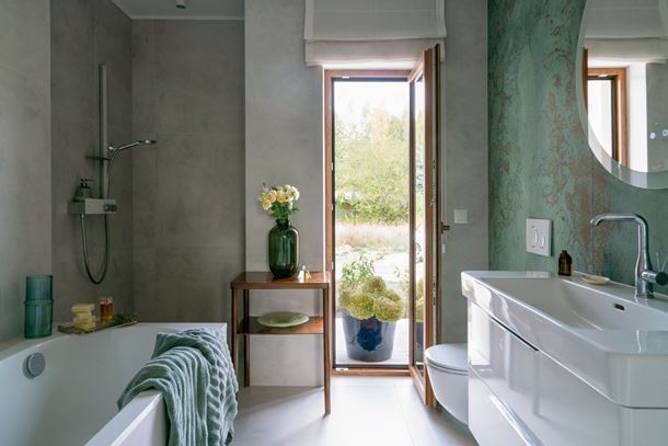 Łazienka z prysznicem i wanną – inspiracje do aranżacji - Domni.pl