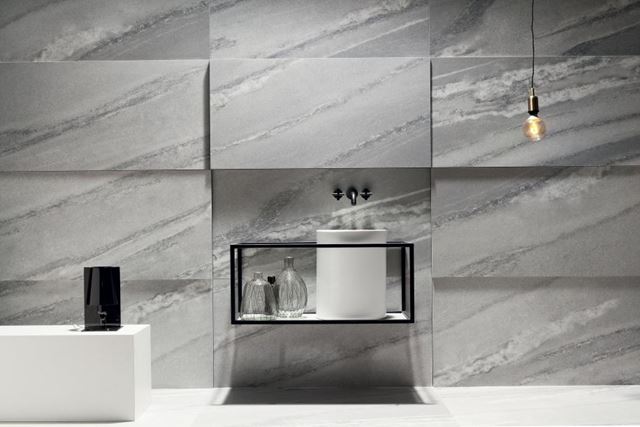 Łazienka z płytkami Tubądzin Sophi Oro - Domni.pl